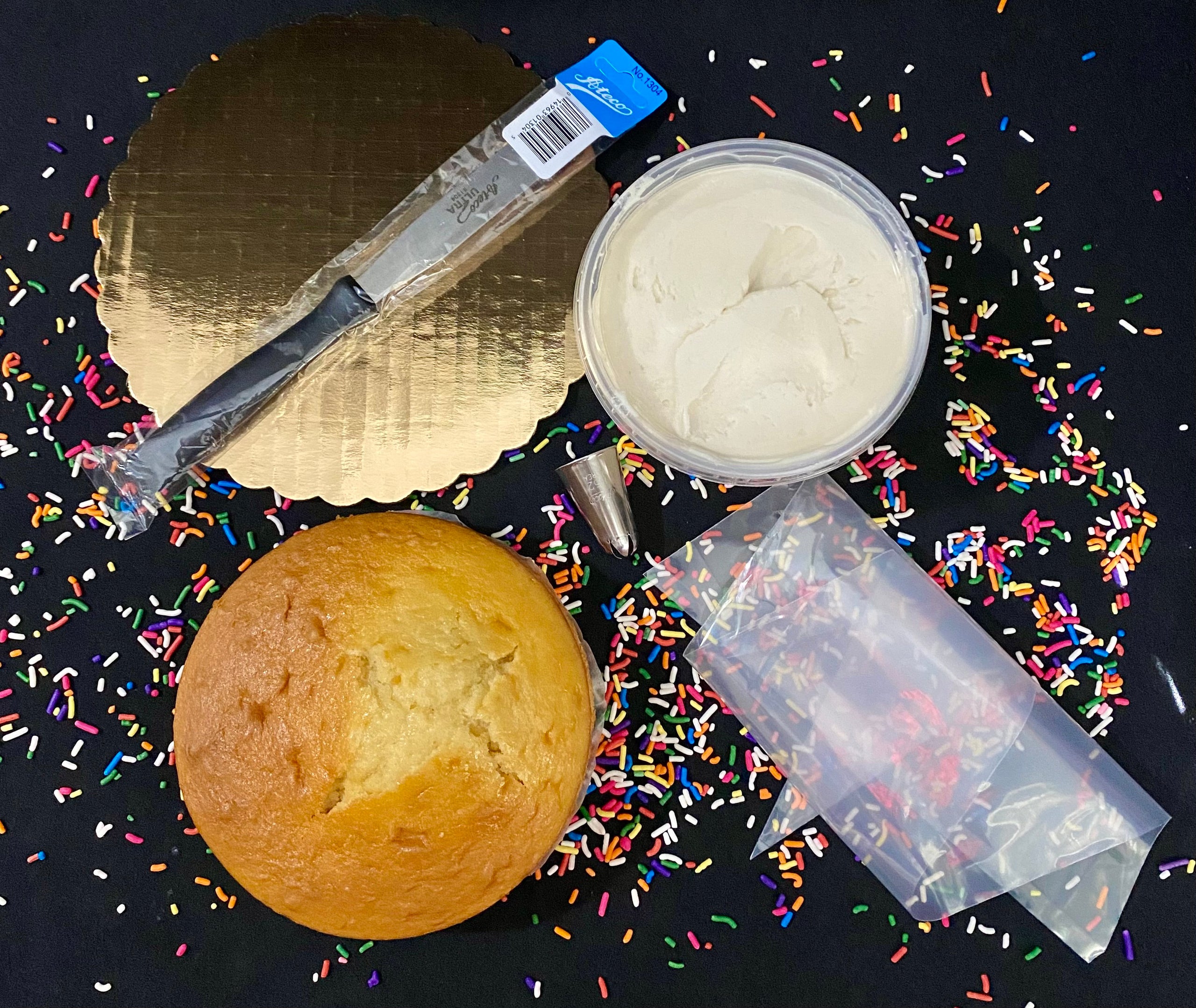 Basic Cake Decorating Kit Our Cupcakery 54 S High St Dublin Oh